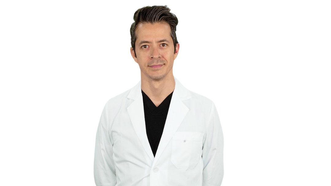 Dr. Luis Eduardo Becerril - Mexico Cosmetic Center